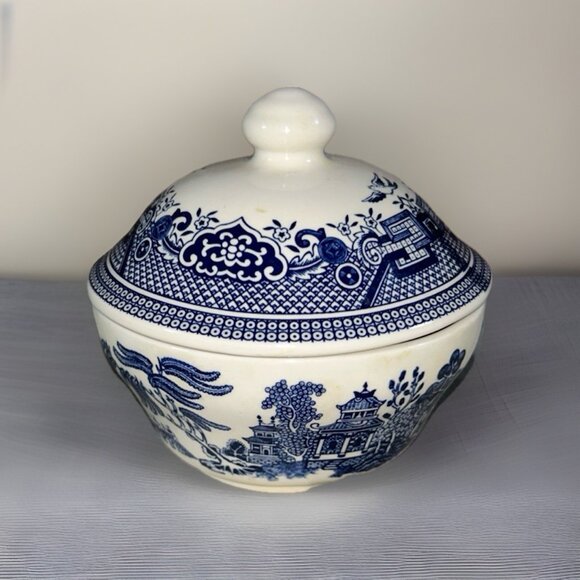 Churchill | Kitchen | Vintage Churchill Blue Willow Made In Romania ...